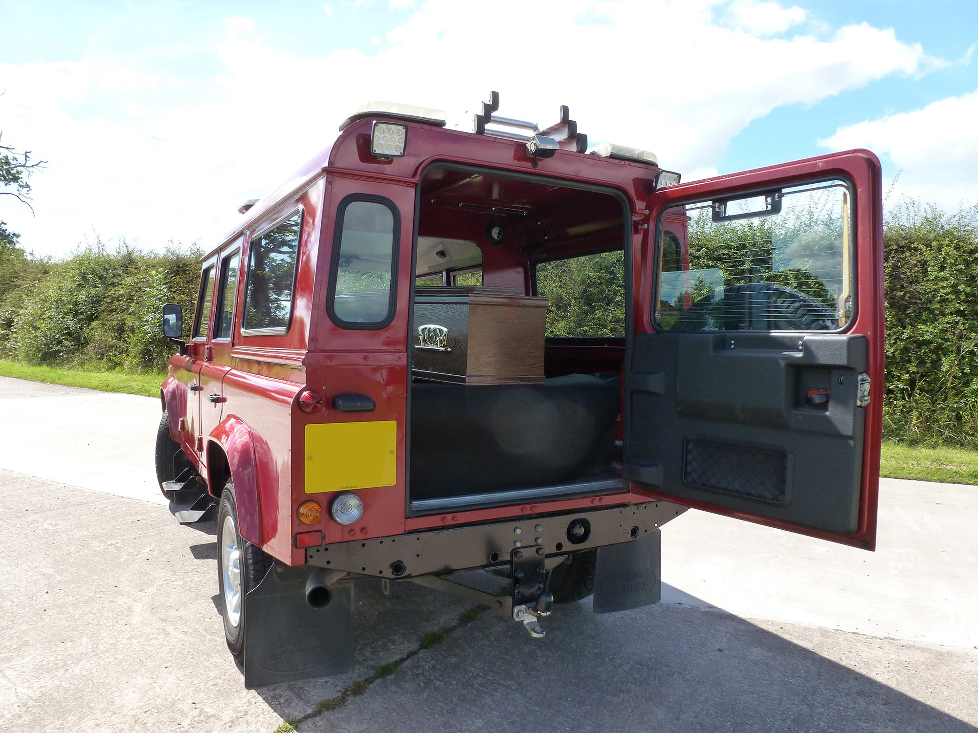 Land Rover Defender - Classic Fire Engines